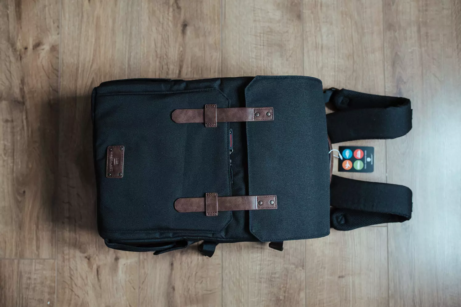 Iščete elegantno in ergonomsko torbo za fotoaparat? Fstoppers ocenjuje nahrbtnik BAGSMART New York 38858_1