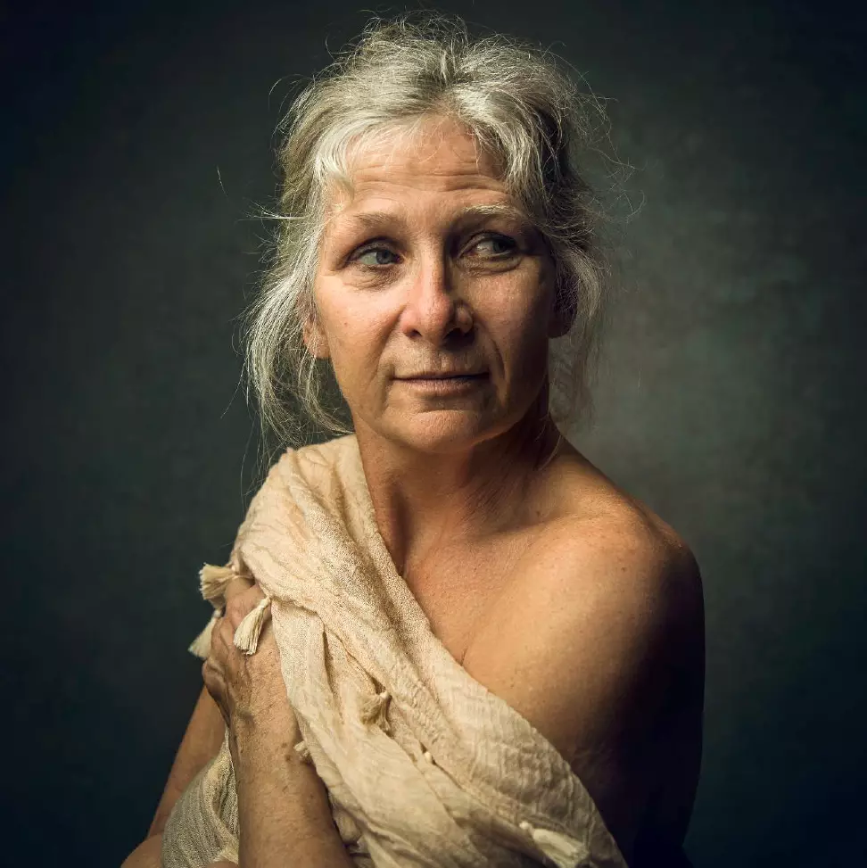 Ώριμη ομορφιά: Φωτογράφος γιορτάζει την ομορφιά και τη δύναμη των γυναικών άνω των 50 ετών 38926_6