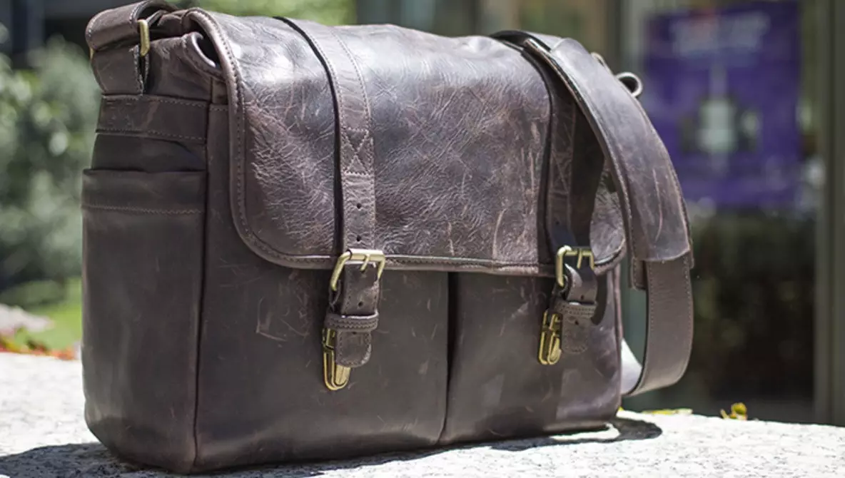 Fstoppers Review: The ONA Leather Brixton Stylish Camera Bag