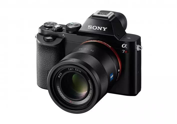 Igwefoto dijitalụ Sony a7R