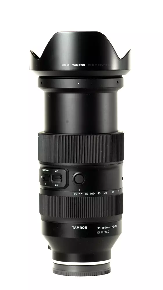 මෙය Ultimate All-in-One Lens එකද? Fstoppers Tamron 35-150mm F/2-2.8 DI III VXD සමාලෝචනය කරයි 404_1