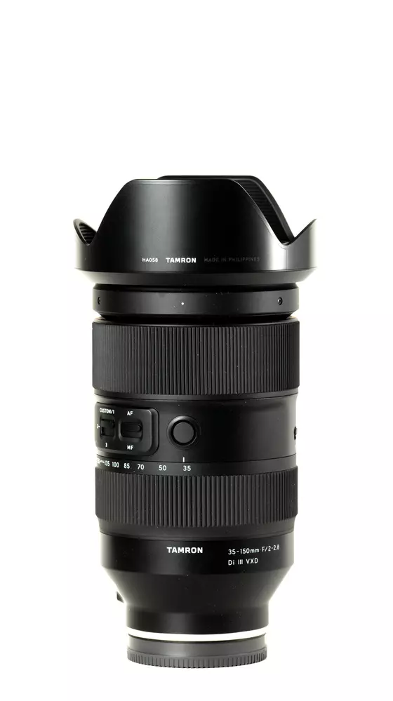 តើនេះជា Ultimate All-in-One Lens មែនទេ? Fstoppers ពិនិត្យមើល Tamron 35-150mm F/2-2.8 DI III VXD 404_2