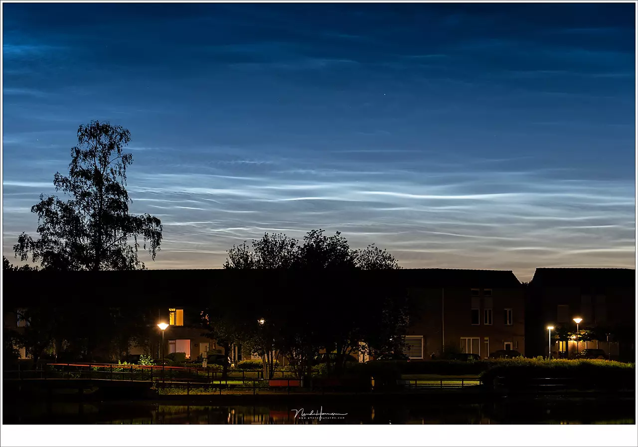 Inapiga picha Noctilucent Clouds 41217_6