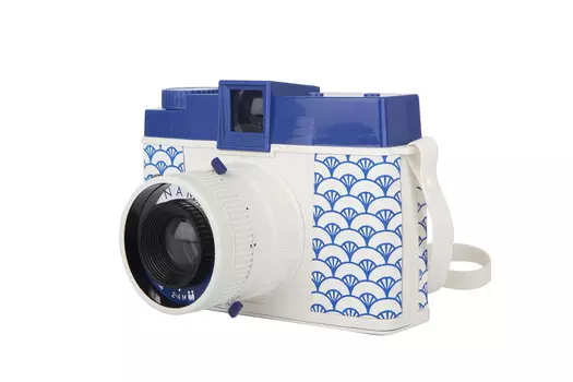 Lomography lancia la Diana F+ Nami Edition: una fotocamera a pellicola medio formato economica 416349_9