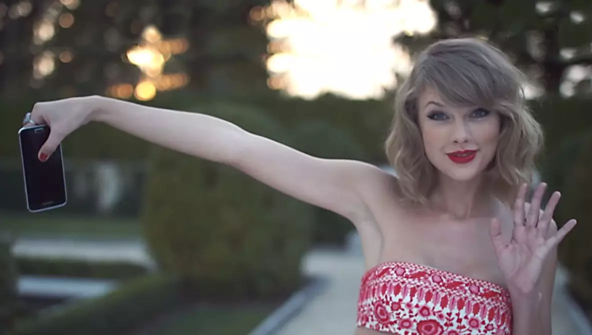 Taylor Swift revidira ugovor za fotografije nakon reakcije medija