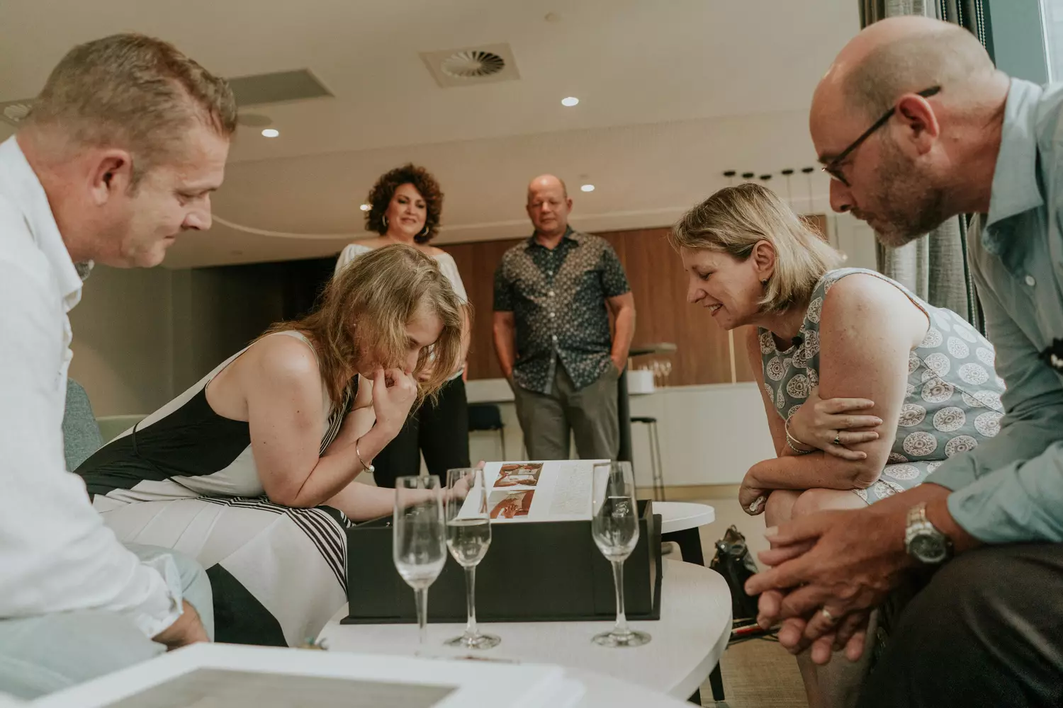 Un photographe de mariage surprend une mariée aveugle avec un album multi-sensoriel innovant 418422_3