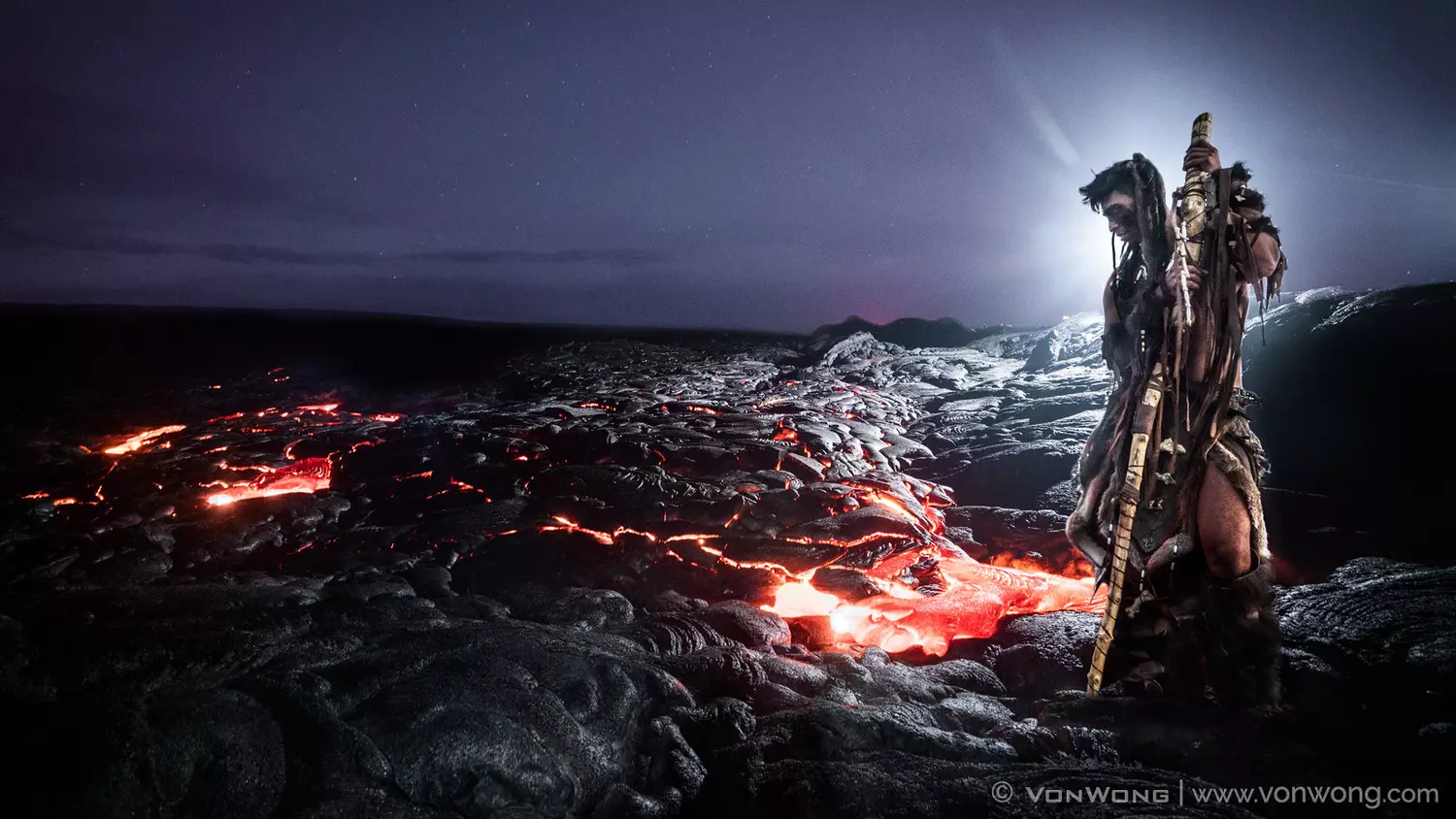 Von Wong fotograferer model på lava i seneste projekt 418610_5