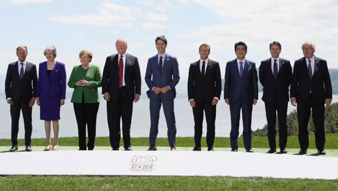 عکس آنگلا مرکل صدراعظم آلمان در کنار پرزیدنت ترامپ در اجلاس سران G7 ویروسی شد
