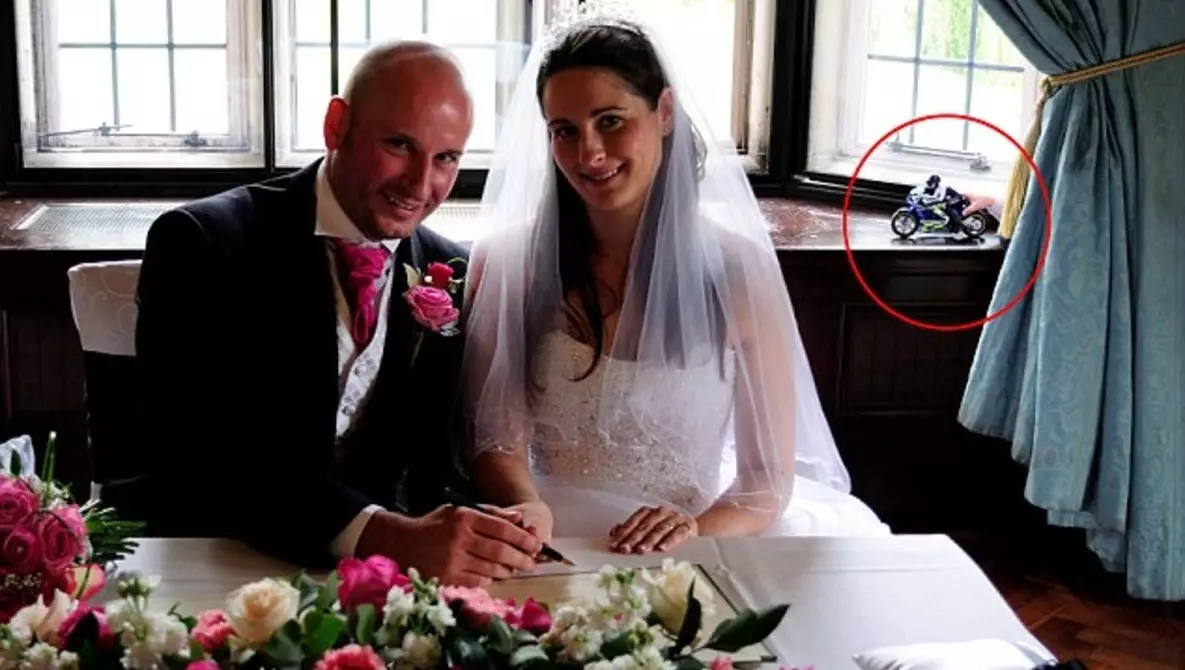 [Nyheter] Britiske bryllupsfotografer drevet konkurs av sinte kunder