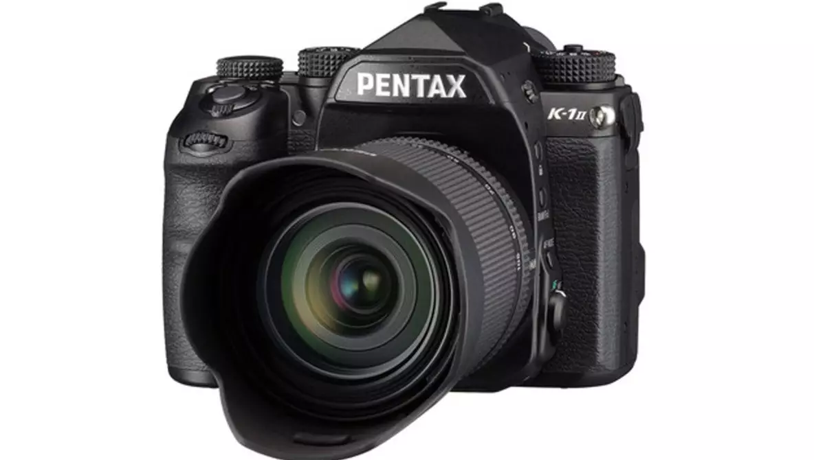 I-Pentax: Uhlobo Olufayo?