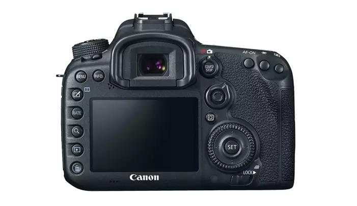 Nakoniec Canon oznamuje 7D Mark II 43074_1