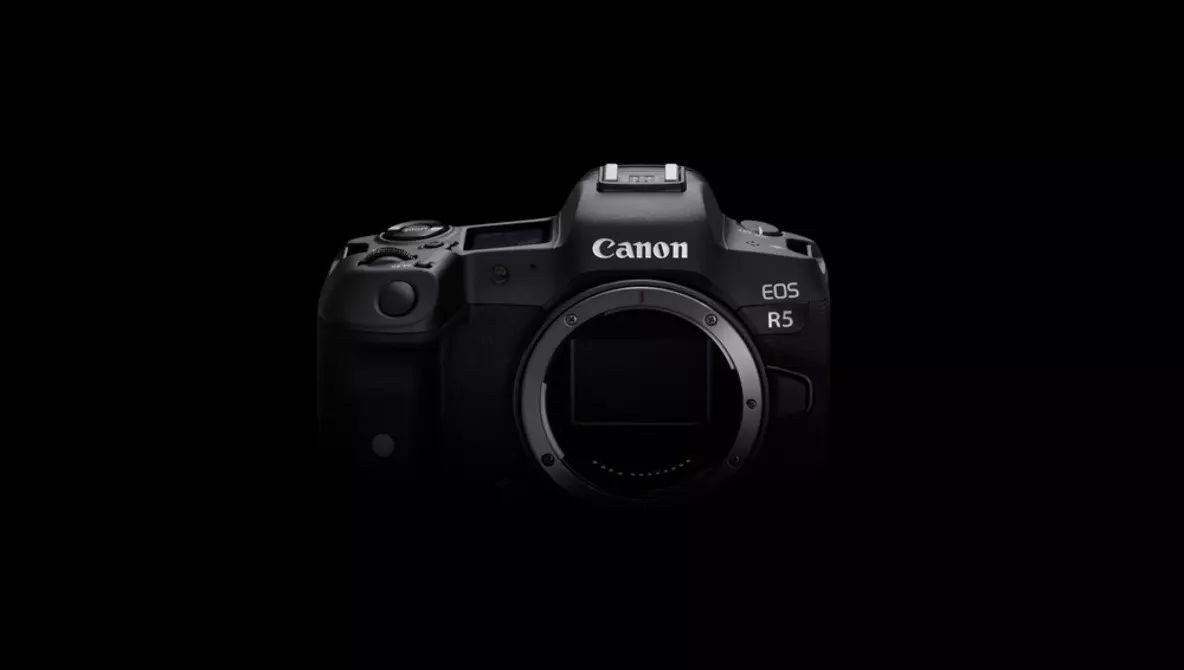 Canon EOS R5 Bakal Motret 8K Sacara internal Tanpa Pamotongan sareng Kalayan Pokus Otomatis Dual Pixel