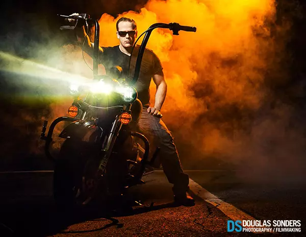 BTS: Douglas Sonders motorcykelfotografering med fas ett och Nik-programvara 446887_2