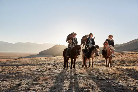 Ang Kabilin sa Mongolian Eagle Hunters Nindot nga Nadokumento sa Photographer nga si Sasha Leahovcenco 447069_10