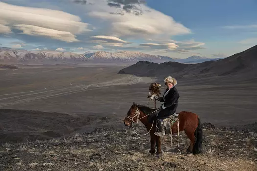 Warisan Mongolian Eagle Hunters Éndah Didokumentasikeun ku Fotografer Sasha Leahovcenco 447069_15