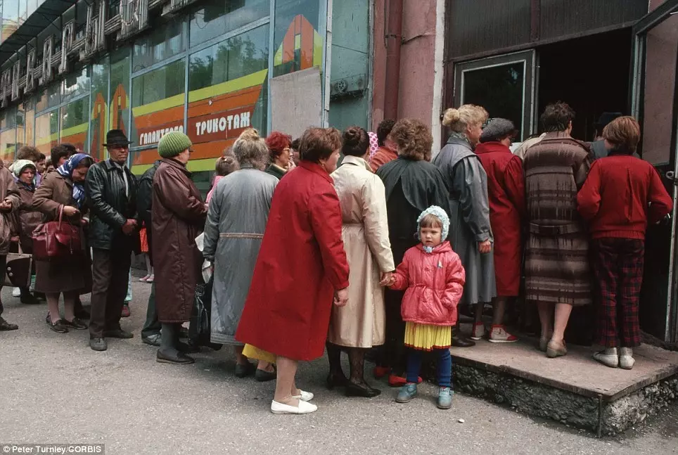 Unglaubliche Fotos vom Niedergang der UdSSR wirken jahrzehntelang fehl am Platz 460504_3