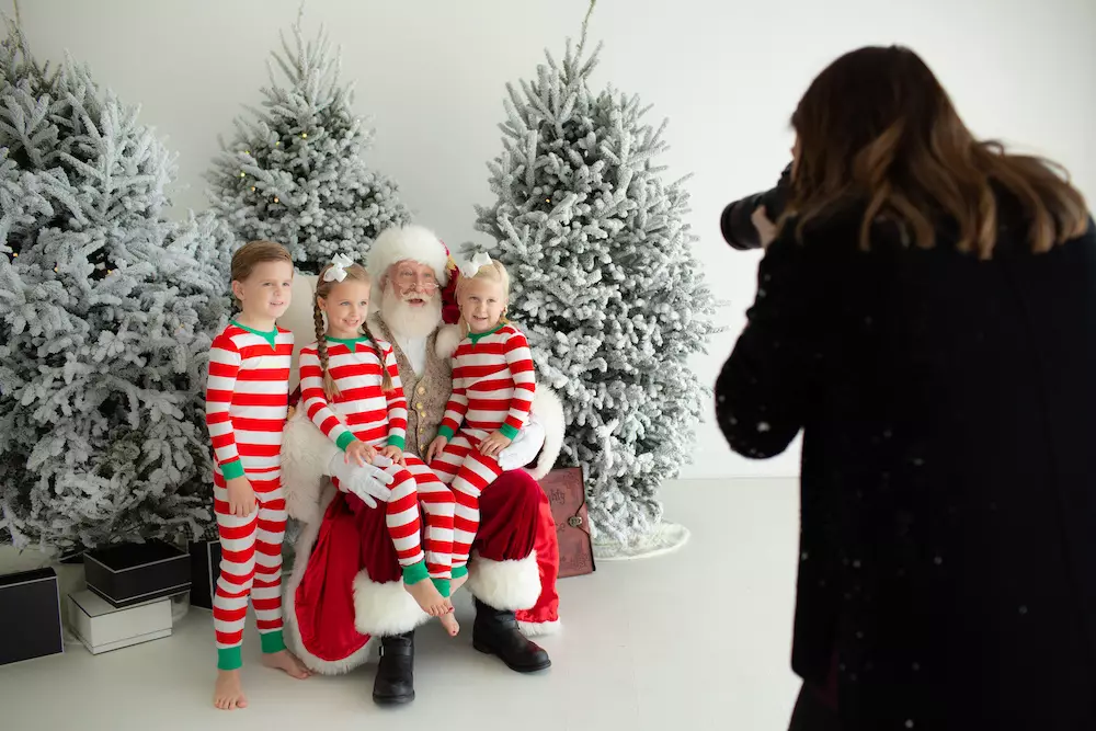 Como este fotógrafo gañou 10.000 dólares en sesións de rodaxe de Papá Noel dun día 5902_2