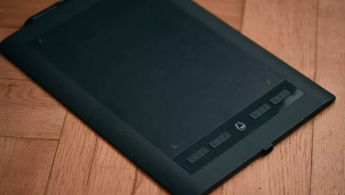 Fstoppers examine les Parblo a610s, une alternative bon marché aux tablettes d'entrée de gamme