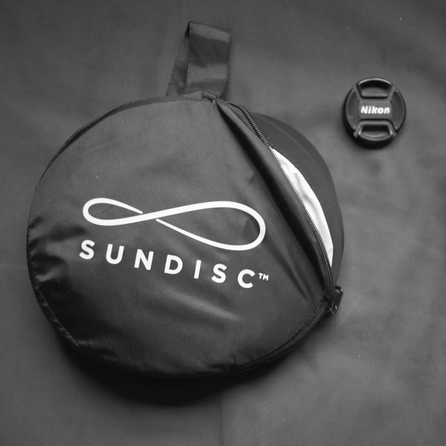 Fstoppers Sundisc Softbox ની સમીક્ષા કરે છે 6849_1