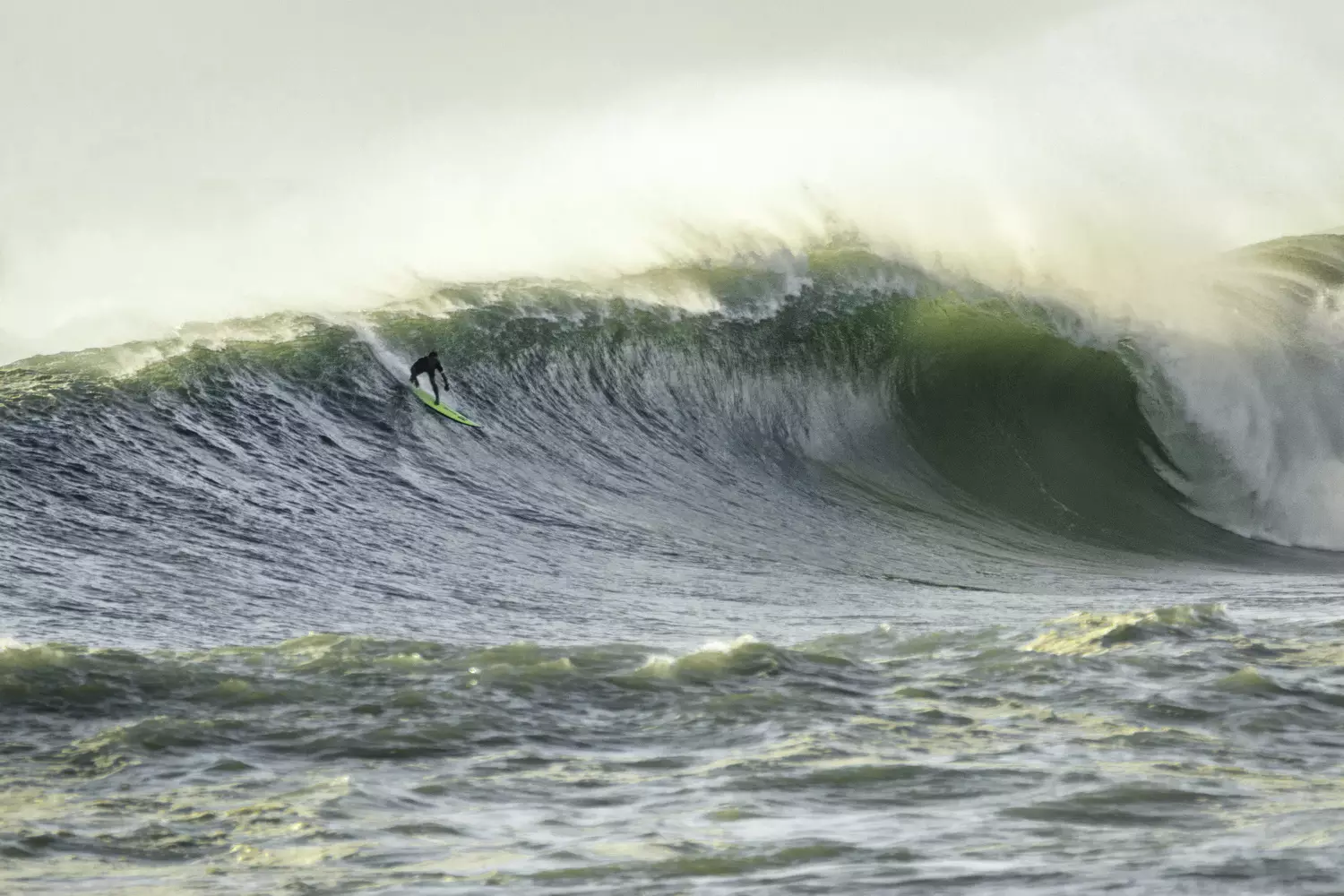 Daredevil Surfers Ngalahake Topan Jepang kanthi Asil sing Ora Dipercaya 6889_3